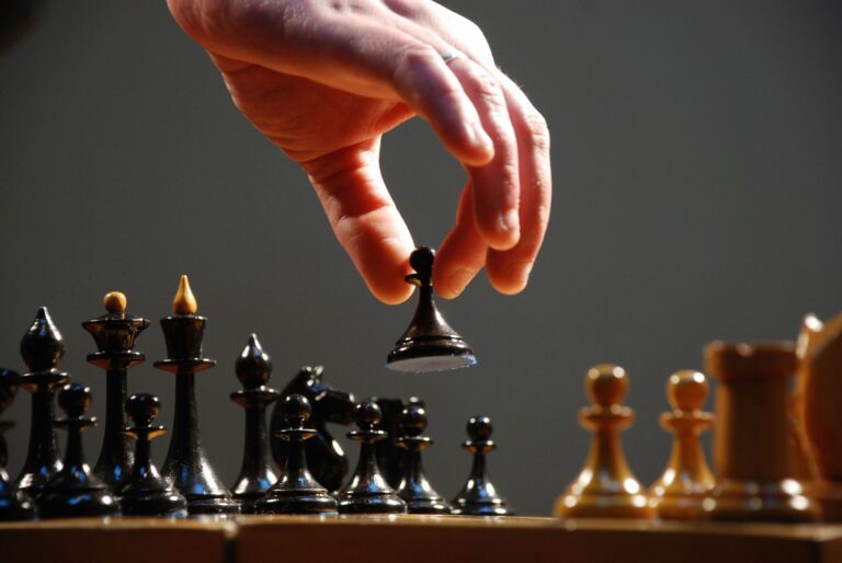 Top 10 Online Chess Game Platforms to learn chess online ...